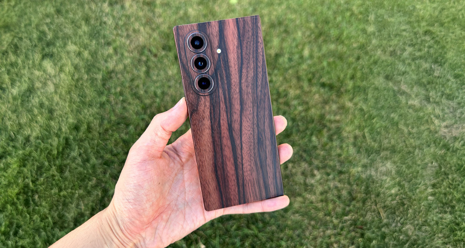 Best Galaxy Z Fold 7 Skins – Grip, Style & Protection – Slickwraps